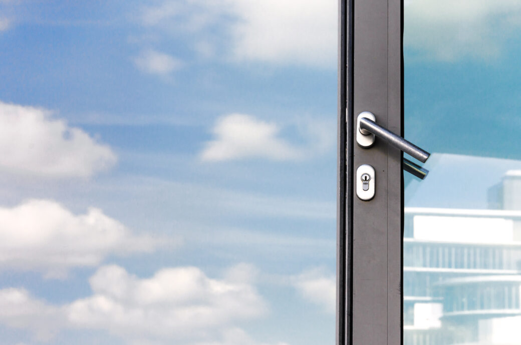Fail-safe vs. Fail-secure Locks: Which one is right for your door? - Genea